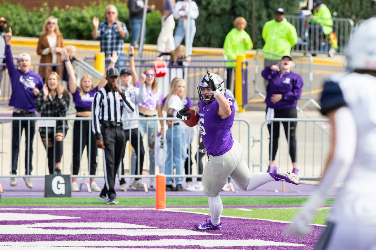 Tommies Shine in First D-I Football Home Game - Newsroom | University ...
