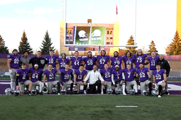 Roll Toms: A Big Weekend for Football, Hoops and Pucks - Newsroom ...