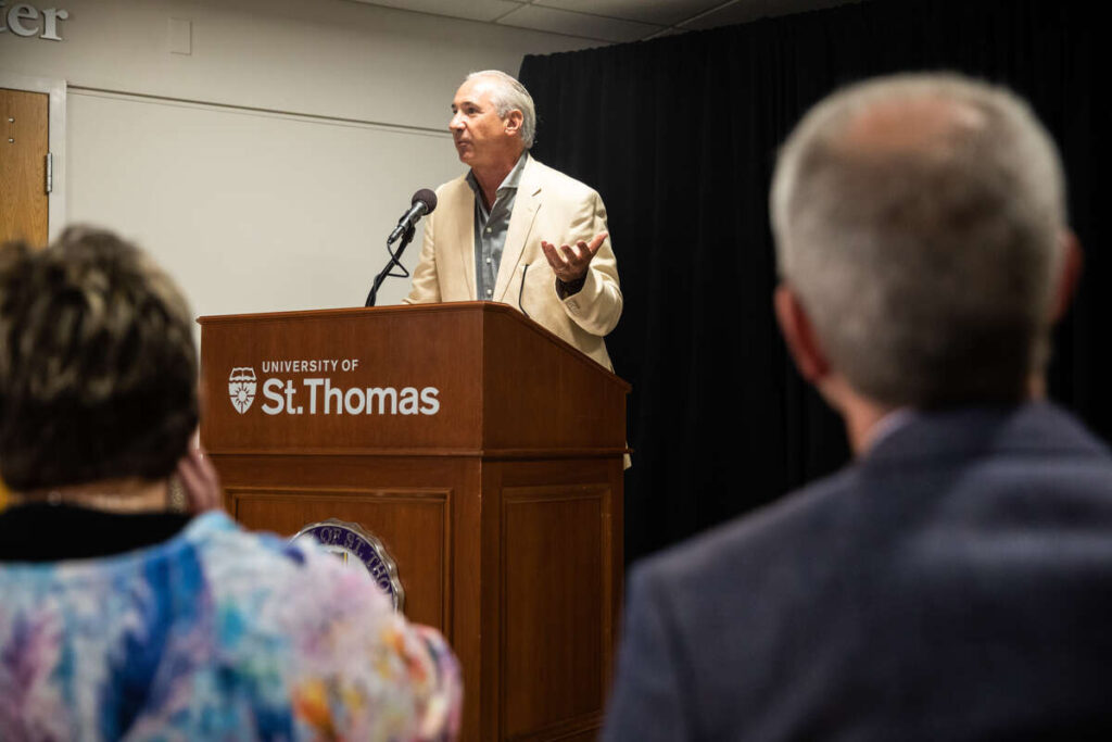 Veterans Resource Center Renamed in Dedication Ceremony - Newsroom ...